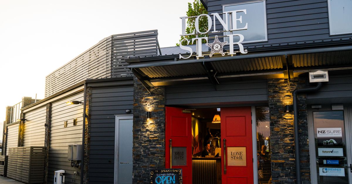 Family Restaurant Hamilton | Best Restaurant Hamilton NZ | Lone Star